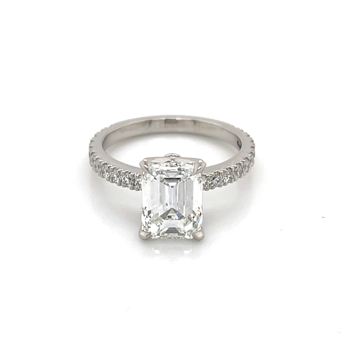 Brian Gavin Diamonds Goes Above And Beyond